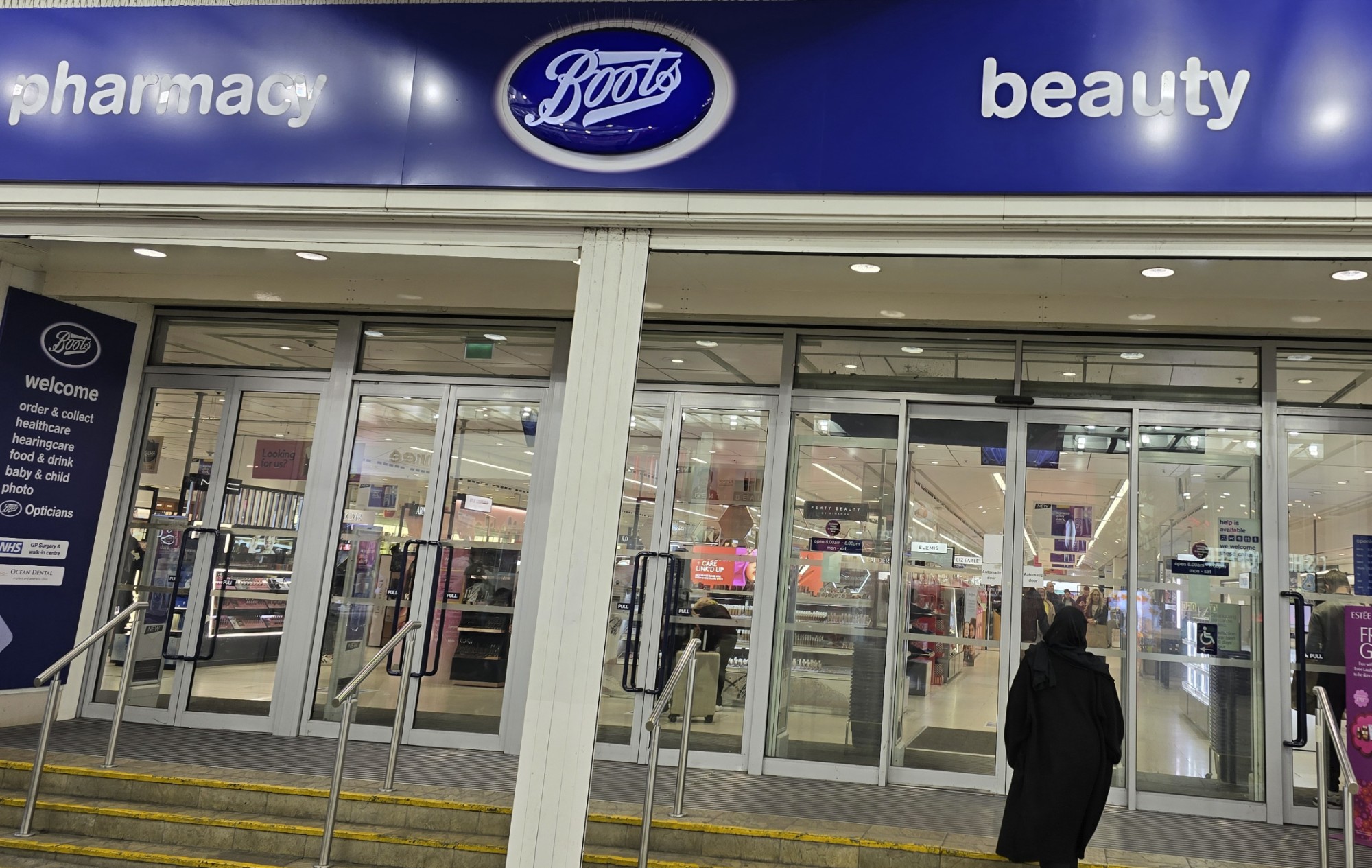 Boots może wkrótce zmienić właściciela. W grze transakcja warta nawet 7 ...